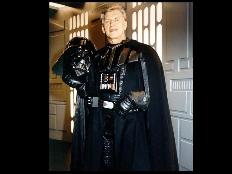 ‘STAR WARS’ DARTH VADER ACTOR DAVID PROWSE PASSES AWAY AT AGE 85 – 3B ...
